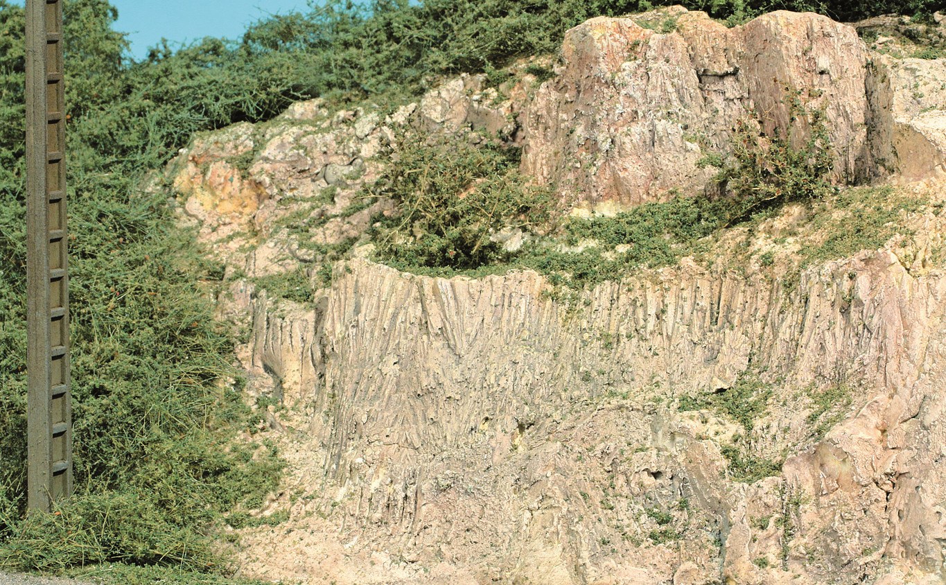 Comment faire des rochers et des falaises ? - Rail Miniature Flash ...